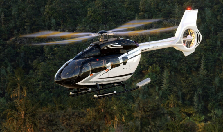 Worlwide helicopter specialist firm | Blueberry Aviation